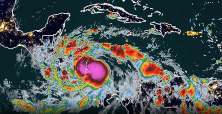 Huracán Julia entra a Nicaragua en categoría 1 y se localiza a 50 km de ...